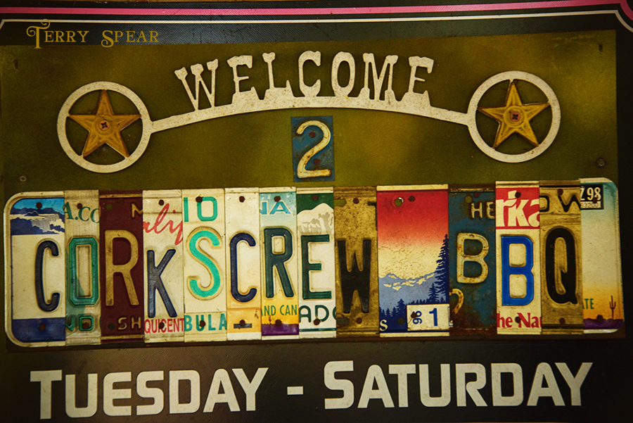 corkscrew bbq 900 Old Town Spring with kids 039 | Terry Spear's Shifters